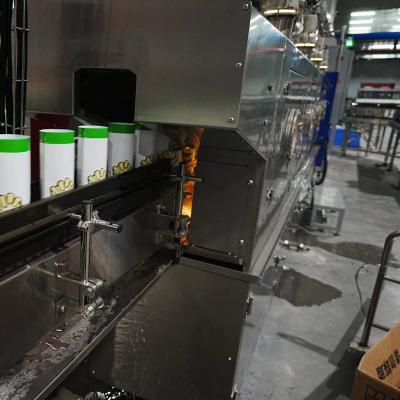 China Automatic Single Head Sleeving Machine 42000 BPH for Bottles for sale