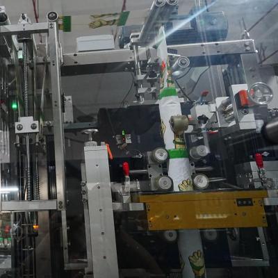 Cina Etichettatrice automatica per manicotti termoretraibili 9000-72000 bph per bottiglie e lattine in vendita