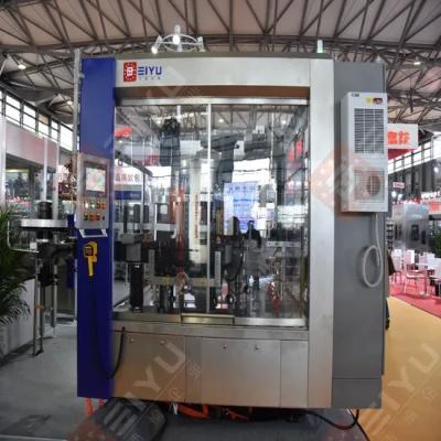 Cina Etichettatrice a colla a caldo certificata ISO9001 con garanzia di 12 mesi e tensione di 380V per prestazioni affidabili in vendita