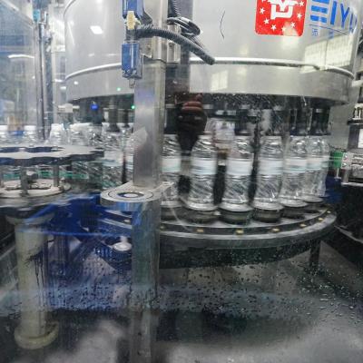 China 18000bph High Cost Performance OPP Hot Melt Labeling Machine with Stainless Steel 304 Construction for sale