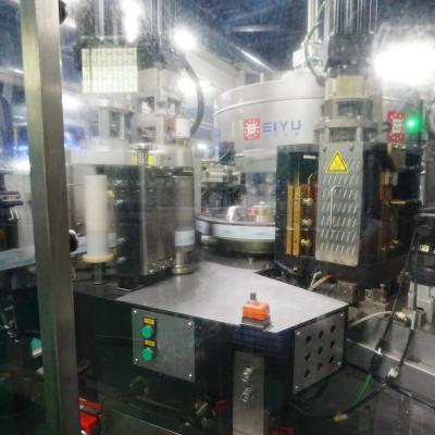 China High Stability Hot Melt Glue Labeling Machine for Glass Bottles and PET/PE/PP Bottles for sale
