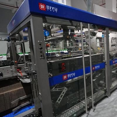 China Stabile Leistung CE-ISO-zertifizierter automatischer Kofferverpacker mit Touchscreen-Steuerung für Getränkeflaschen zu verkaufen