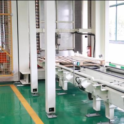China Low-Level Depalletizer for Empty Glass Bottles Glass Bottle High Level Depalletizer for sale