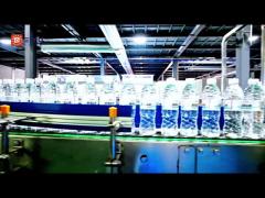 Dynamisch bufferplatform-conveyor systeem voor 60000BPH flessenwaterproductielijn