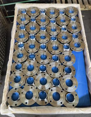China Gesmede ANSI B16.5 van de Staalflens ANSI B16.47 Misstap op Lap Joint Bind Socket Welding-Hals Te koop