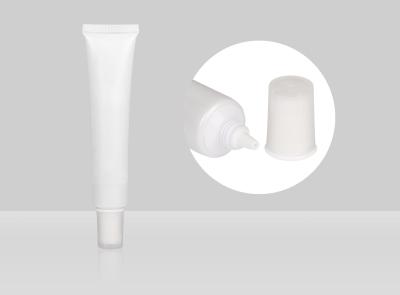 Cina Metropolitana liquida del fondamento di compressione della metropolitana D22mm 10-30ml della crema cosmetica di plastica vuota su ordinazione dell'occhio con l'ugello in vendita