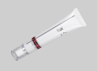 Cina Metropolitana molle di plastica liquida del fondamento D22mm 10-30ml dei tubi cosmetici su ordinazione lunghi dell'ugello con la vite sul cappuccio in vendita