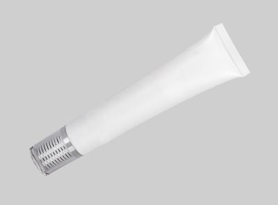 Cina Metropolitana molle di plastica liquida del fondamento D22mm 10-30ml dei tubi cosmetici su ordinazione lunghi dell'ugello con la vite sul cappuccio in vendita