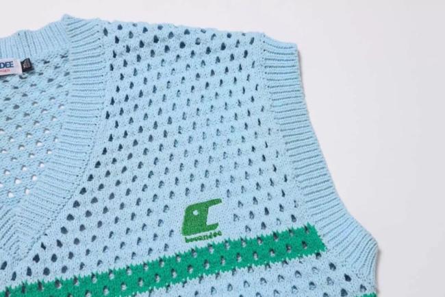 Spring and Fall Mesh Contrast V-Neck Men&prime; S Knitted Sweater Vest