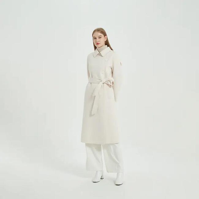 Stylish Thick Winter Trench Coats 90 % Wool White Cashmere Coat for Women