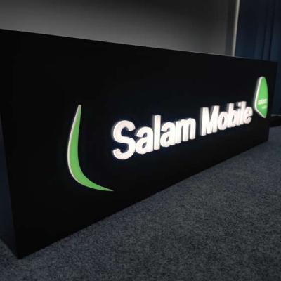 China Hongsen Custom Metal Acrylic  Outdoor Business Boards Signs Advertising Light Boxes for sale