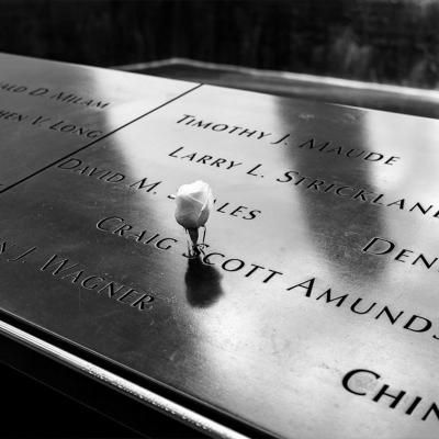 China Modern Outdoor Memorial Brass Plaque-Custom Design UV Printed Weather Resistant Cast Metal Signs for Historical Site Marker for sale