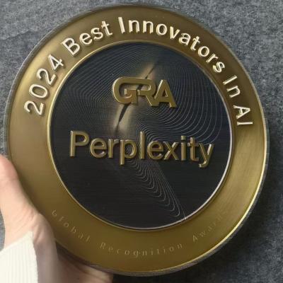 China HS Sign Customized Round Gold Medal Metal  Brass Commemorative Plaque for sale