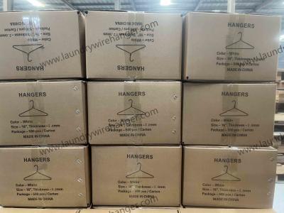 Cina Laundry Master Notched-End 16inch 14.5 Gauge Wire Hanger for Laundry Services in vendita