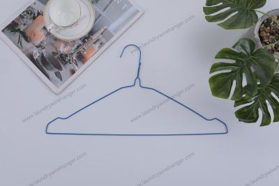 China Standard Clothes Wire Hanger Rust Resistance for Wardrobe Solutions and Closet Space Maximization for sale