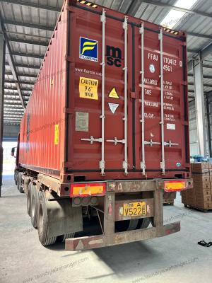 China High Loading Capacity Clothes Wire Hanger Rust Resistance Single Tube Style 2450 Boxes for a 40ft Container for sale