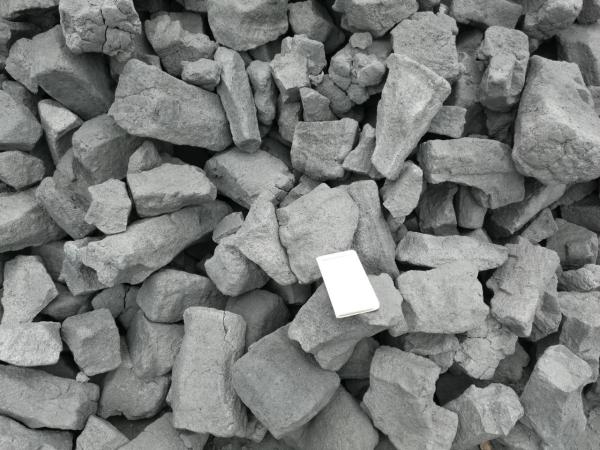 Quality Low Sulfur Ash 8% Hard Coke Mineral 7400kj/Kg Calorific Value Small Porocity for sale