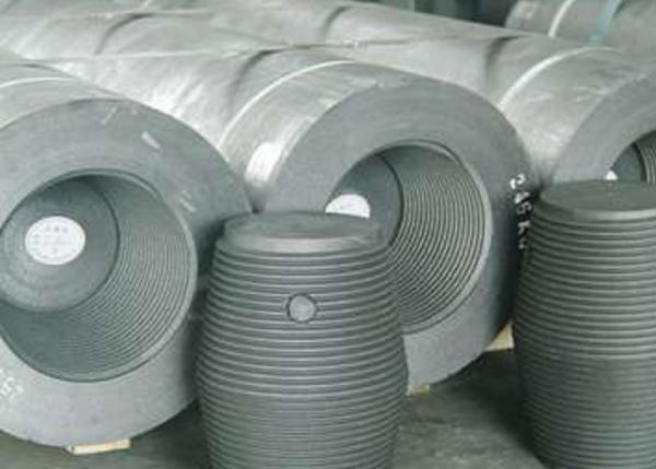 Industrial UHP Graphite Electrode Raw Materials For Arc Furnaces Low Resistivity