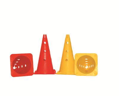 China PP Football Training Cone met meerdere kleuropties en aangepast logo Te koop
