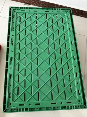 China Caja de plástico de malla naranja para la organización de supermercados de ahorro de espacio en venta