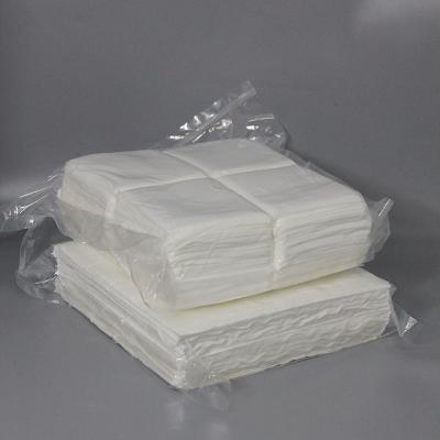 China Thermal Cutting Cleanroom Microfiber Wipes Lint Free Microfiber Class 1000 for sale