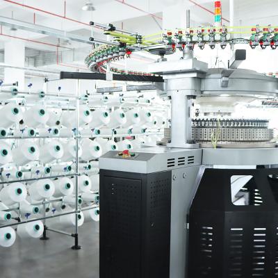 Cina Strofinate di pulizia eliminabili di Microfiber dei tergicristalli del rotolo enorme del locale senza polvere di ESD in vendita