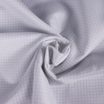 China Tecido ESD de grade antiestática de grade de 5 mm 110GSM avançado para roupas de sala limpa à venda