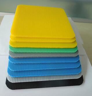 Cina Strati di plastica ondulati d'imballaggio della costruzione impermeabili in vendita
