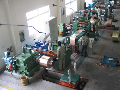 Chine La machine de fente automatique d'acier au carbone 50Hz déjouent la machine de fente à vendre