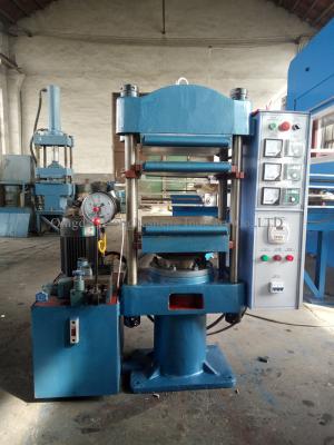 중국 경화하는 ISO CE 50 톤 수력 충돌이 기계 380*380mm PLC를 누르 라고 그가 컨트롤합니다 판매용