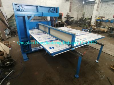 China Espuma de poliuretano vertical EVA Cutting Machine In Sheet do CNC à venda