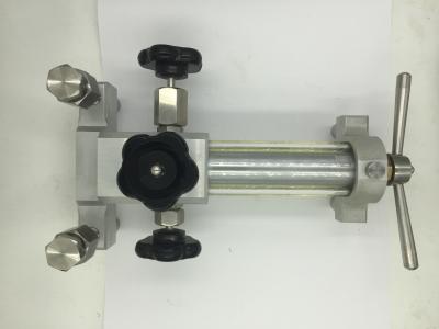 Cina Calibratore facile XY-2006B 0 di pressione di Carry Pressure Calibrator Portable Hydraulic - 60MPa in vendita