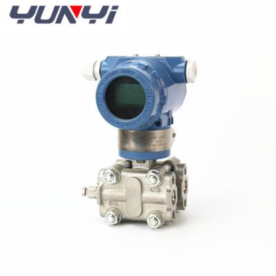 China Air Differential Pressure Transmitter Capacitive Pressure Sensor With 4 - 20mA Output for sale