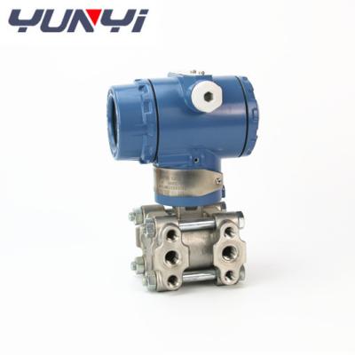 China Air Differential Pressure Transmitter Capacitive Pressure Sensor With 4 - 20mA Output for sale