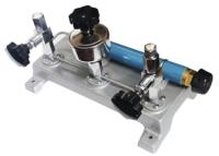 China 60MPa Precision Hydraulic Pressure Gauges Calibration Machine for sale