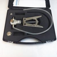 China Hand Pump Pneumatic Pressure Calibrator for sale