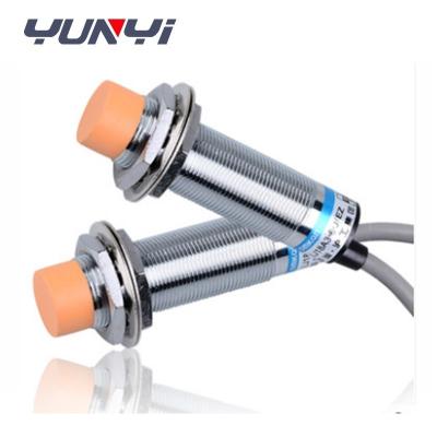 China Waterproof Capacitive Inductive Proximity Sensor Capacitance Level Sensor 12vdc for sale