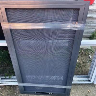 China 18x14 Mesh Fiberglass Window Screen Roll Retractable Fly Screen for sale