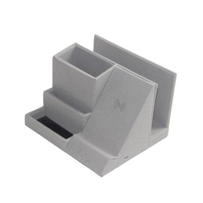 Cina Caricatore da tavolino multifunzionale Pen Holder di Customized Logo Pu Leather Office Wireless dell'organizzatore in vendita