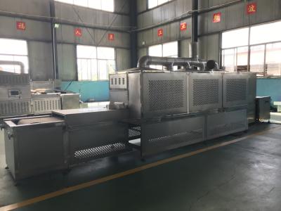 Cina Attrezzatura continua di torrefazione di microonda, conservazione a macchina del sistema del riscaldamento a microonde fresco in vendita