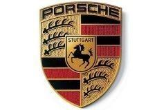 China 7P0121212 7P0 121 212 Porsche Radiator Car Radiator Replacement High Performance for sale