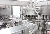 China Automatic CE Carbonated Beverage Filling Machine For PET Bottle for sale