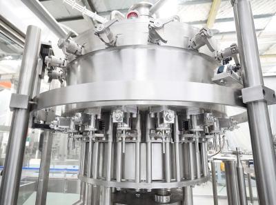 中国 4000bph 炭酸飲料の詰め機 ソダの詰め機 SS304 販売のため