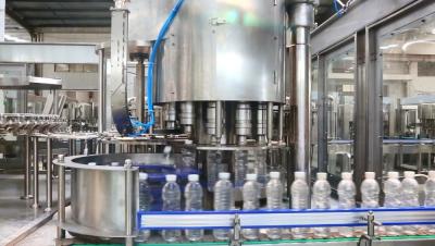 Cina 380V 220V macchina di riempimento di liquidi automatica in vendita