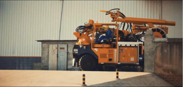 Quality 45KW / 1480rpm Robotic Shotcrete Machine Outside Dimension 7410x2200x3200mm for sale