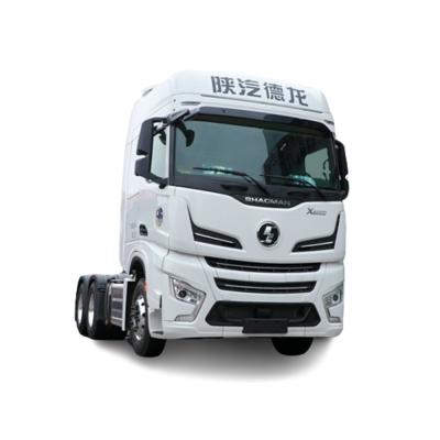 China Gran capacidad de carga de 50T Shacman X3000 6X4 camión tractor con 1500-2000Nm de par máximo en venta