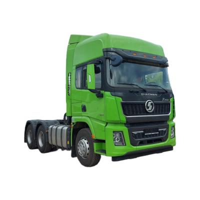 China Shacman Traktor Lkw X3000 2/3 Achse Hochlastkapazität Treibstoff Flexibler Anhänger Kompatibilität zu verkaufen