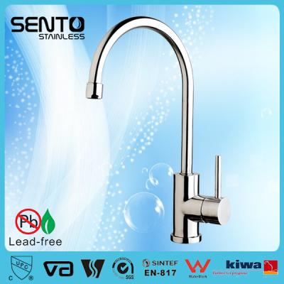 China Escoja el grifo del fregadero del agua de la manija en venta