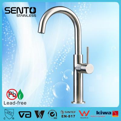 China Pequeña cocina del grifo del interruptor rotatorio del acero inoxidable del diseño de la cocina en venta