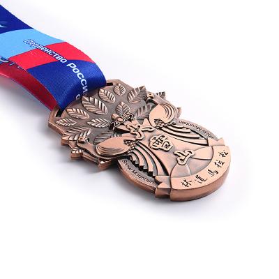 China Medalhas elegantes da estação de acabamento da maratona, medalhão de cobre antigo com fita à venda